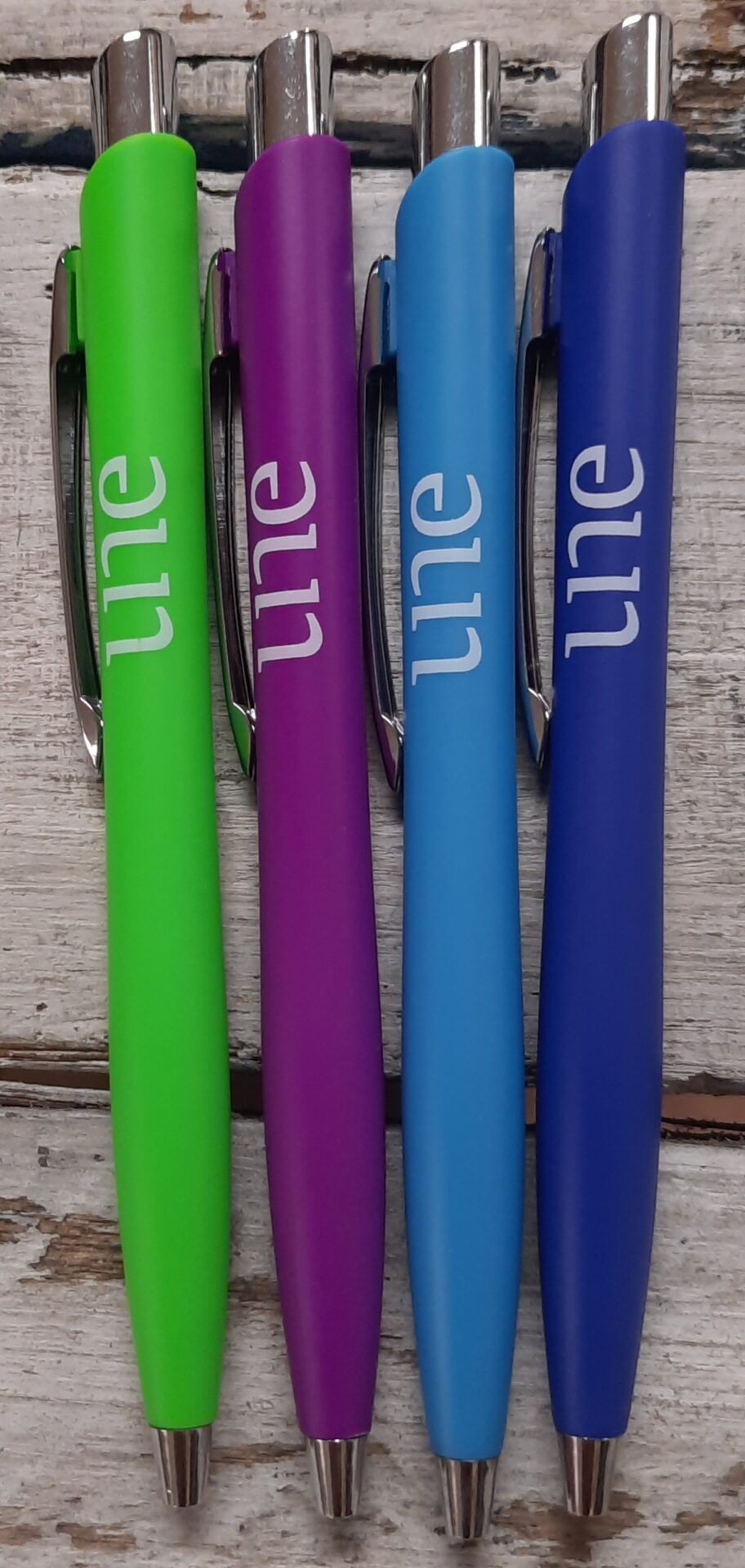 UNE Javalin Pens | The Shop